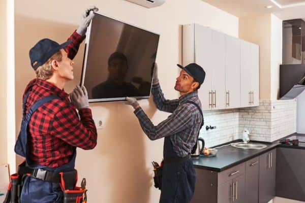 4 Things to Consider While Engaging TV Mounting Installation Services ...